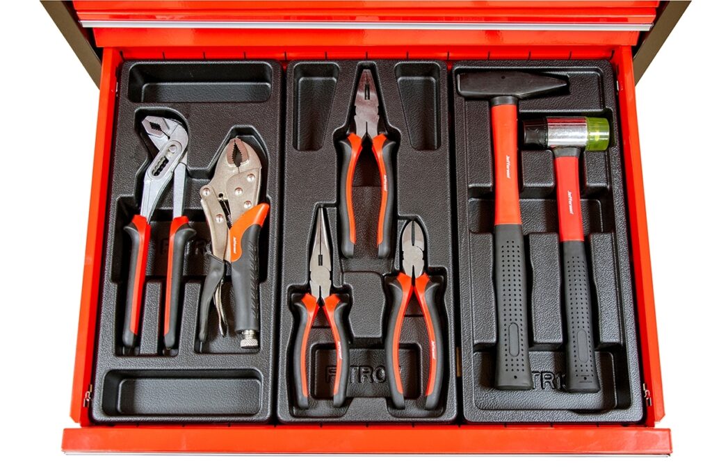 7 + 3 Drawer Professional Tool Chest with 173 Tools from Dermot Casey ...