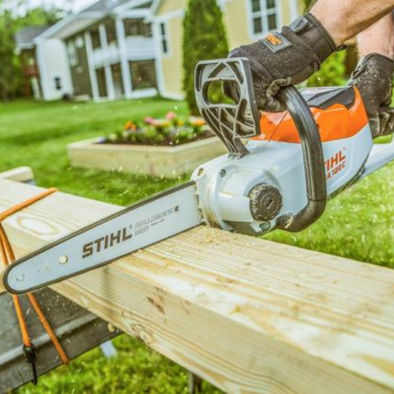 STIHL BATTERY CHAINSAW KIT MSA 120C-BQ from Dermot Casey Hire and Sales