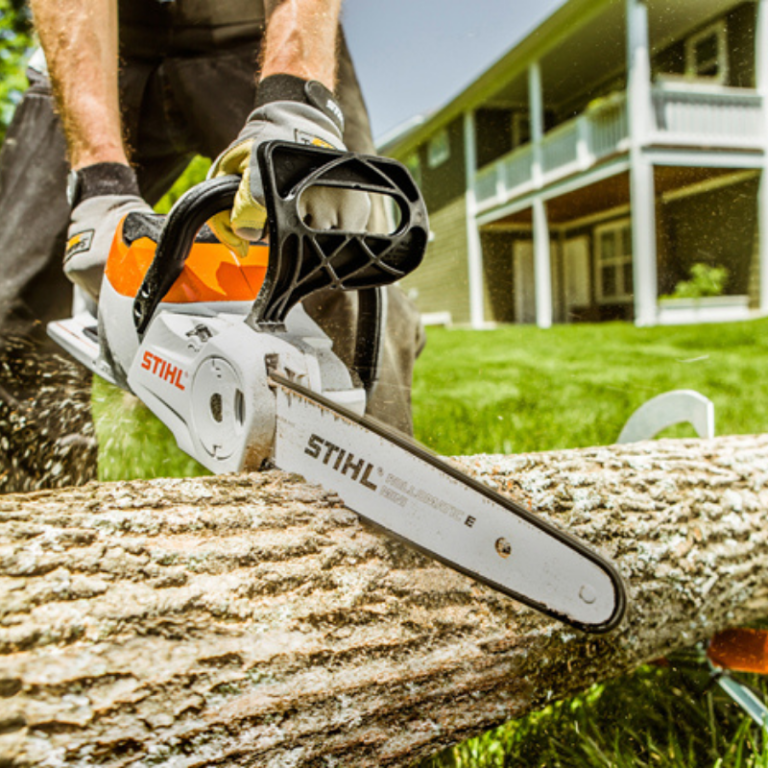 STIHL BATTERY CHAINSAW KIT MSA 120C-BQ from Dermot Casey Hire and Sales